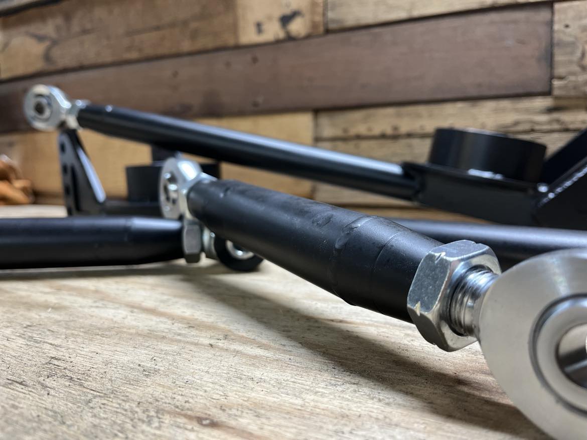 Holden Commodore VB-VS Chromoly Adjustable Tube Rear Control Arms Set ...